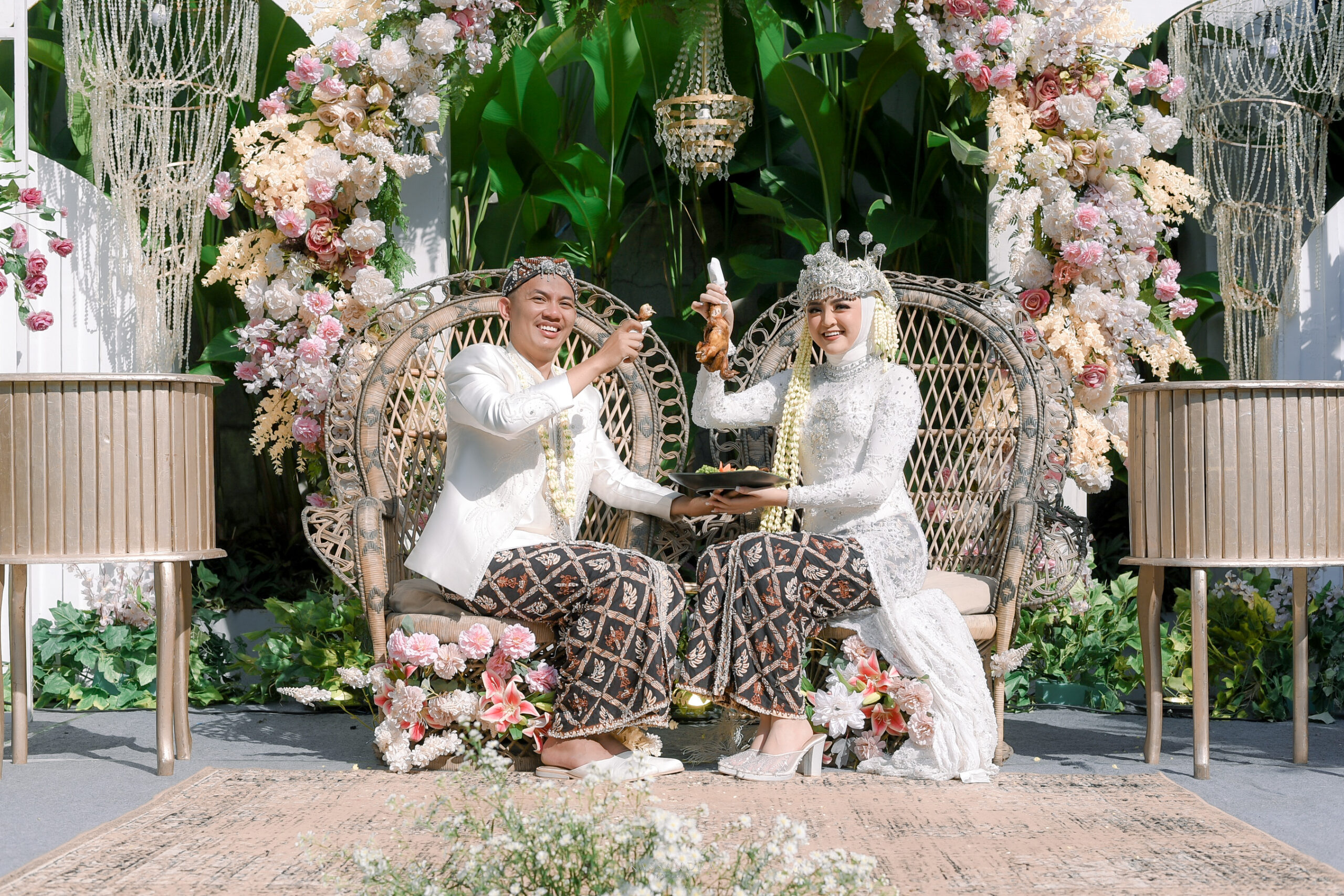 Makna dan Prosesi Pernikahan Adat Sunda: Simbol Kesakralan dan ...